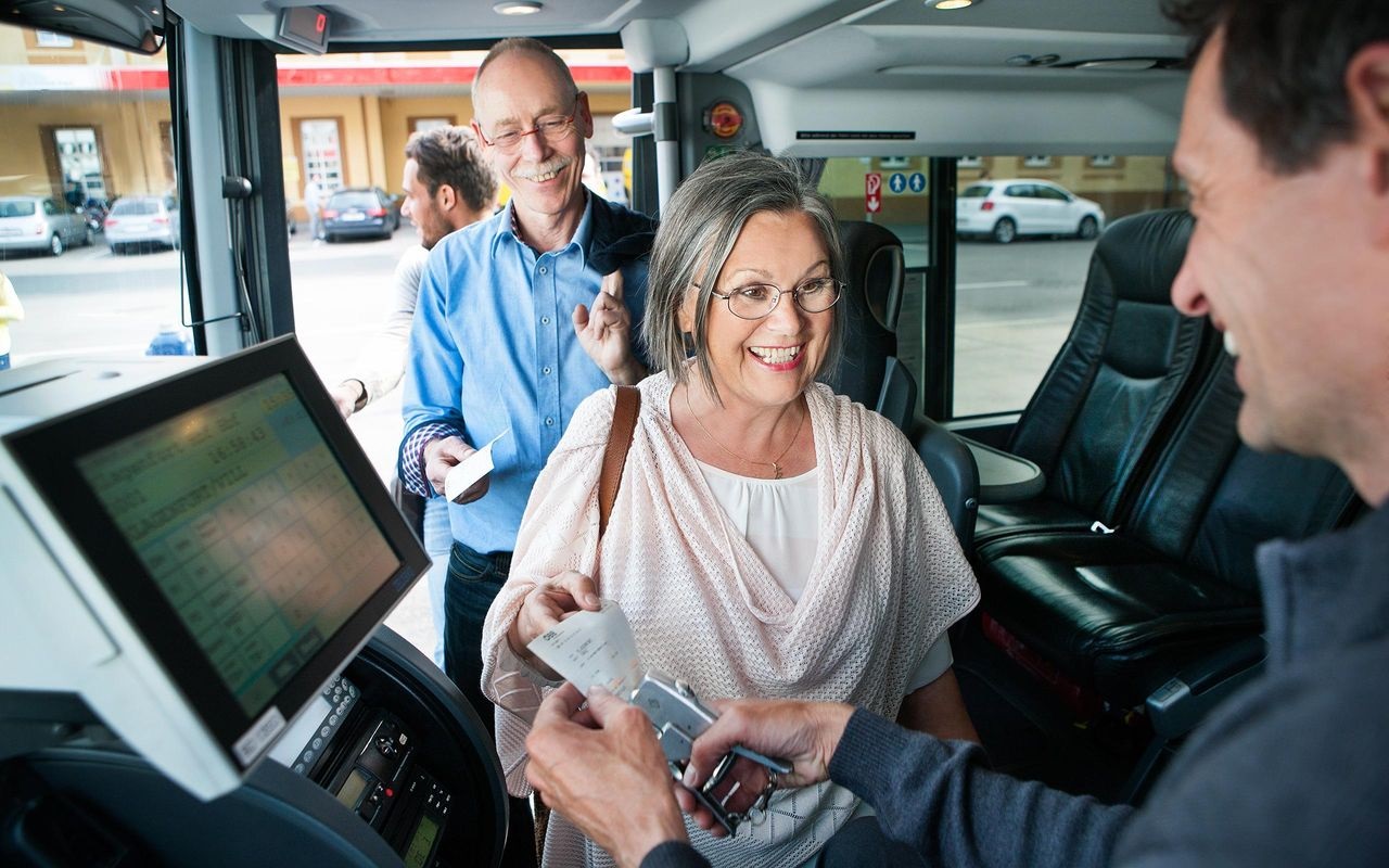 OBBインターシティバス | 鉄道マニアが教えるヨーロッパ鉄道のお役立ち情報